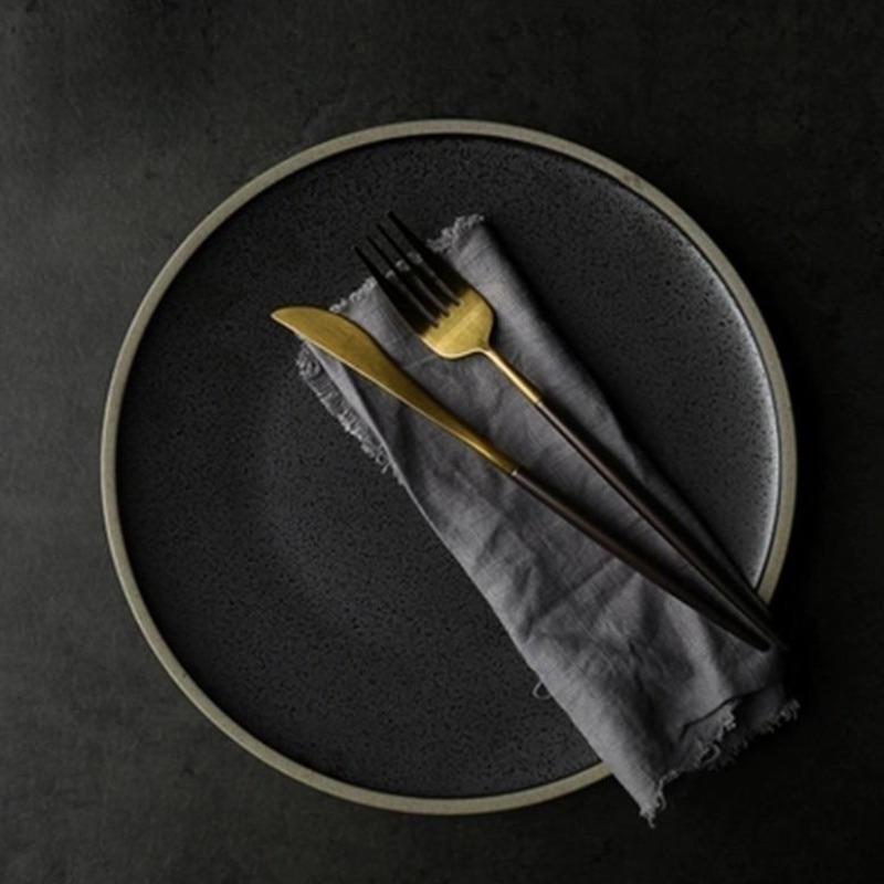 Blackrock Plate – Wabi Aesthetic